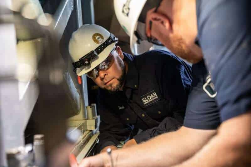 The Sloan Field Service Team does it again - Sloan Lubrication Systems